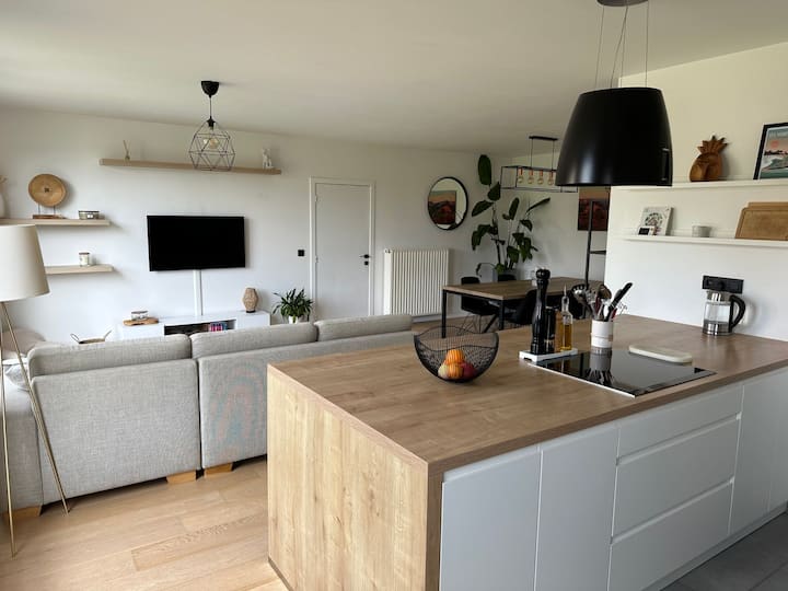 Appartement Lumineux Avec Terrasse & Espace Enfant - Dilbeek
