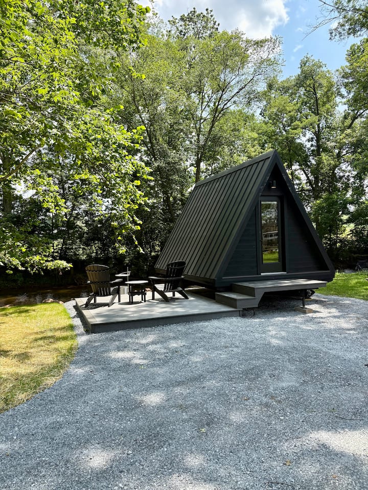 Creekfront Glamping Pod - Site 42 - Denver, PA