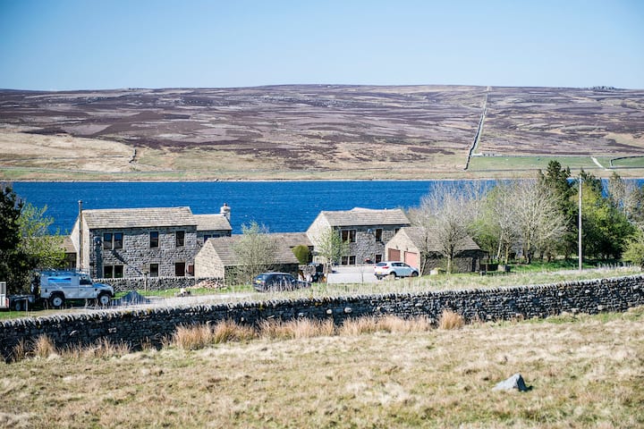 Charming Reservoir Cottage - Grassington