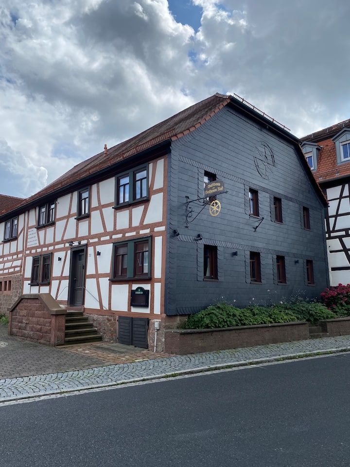 Wohnen In Historischem Wirtshaus - Spessart