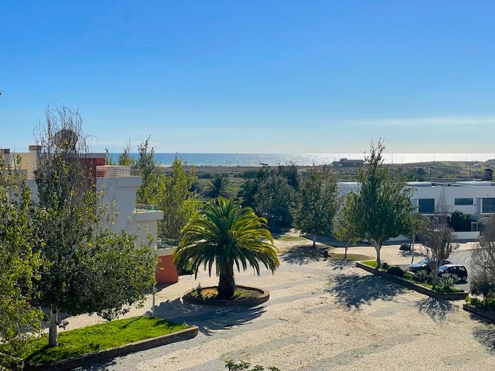 Wake Up To The Glorious View Of Meia Praia Sunrise - Lagos