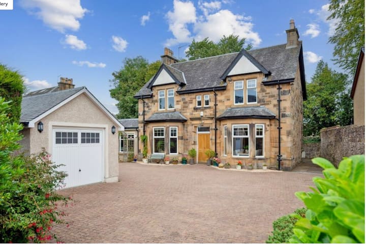 Wee Gower, Stirling - Your Home From Home - Stirling