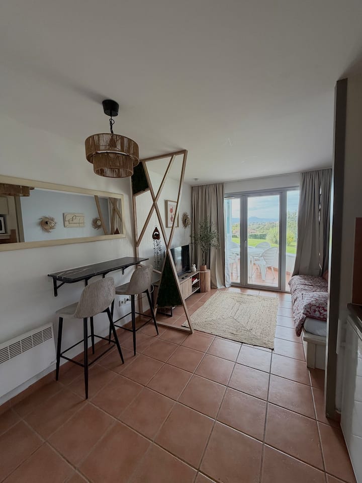 Nature & Piscine – Jusqu’à 3 Couchages - Bayona, Francia