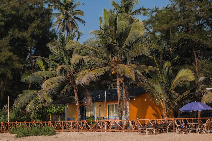 Gokarnastops Beachbfront Cottage - Gokarna