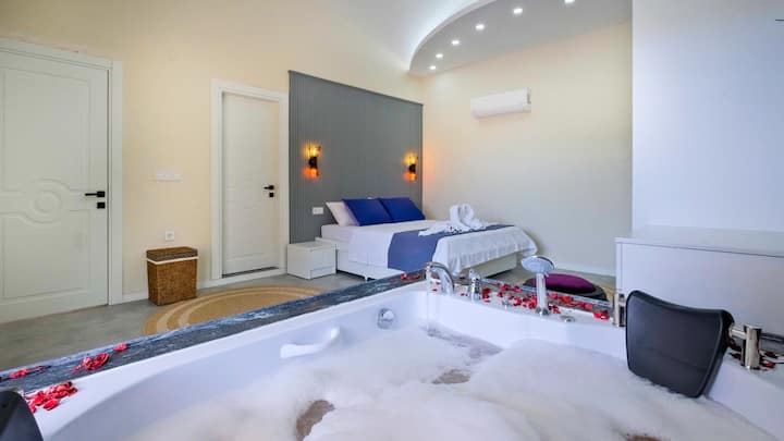 A2üzümlü 2+1jakuzi Havuzlu Vila - Fethiye