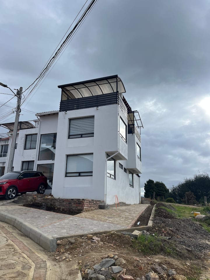 Departamento Alta Mira Guatavita- Zona Central - Guatavita
