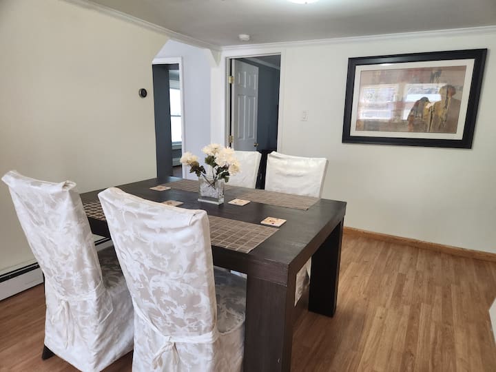 2br Front Apt In Selden - Medford, NY