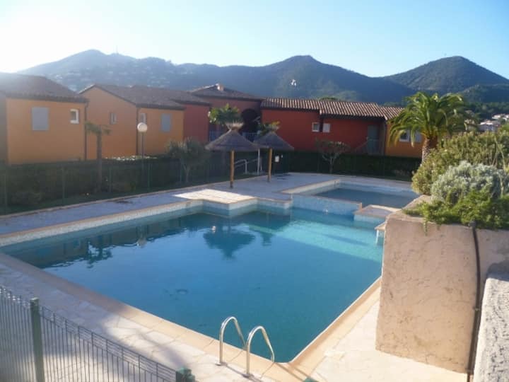 Appartement T2 Avec Piscine - Théoule-sur-Mer