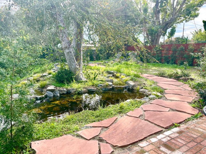 Marina Del Rey Cascades - Culver City, CA