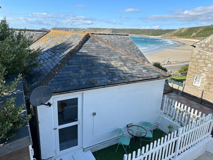 Sennen Cove Beach Retreat - Porthcurno