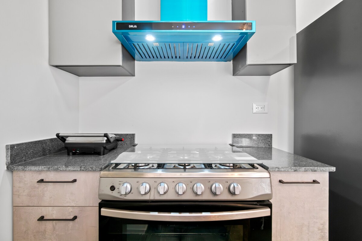 Modern Bavaro 1BR Lake, Beach, Pool and Gym - Airbnb