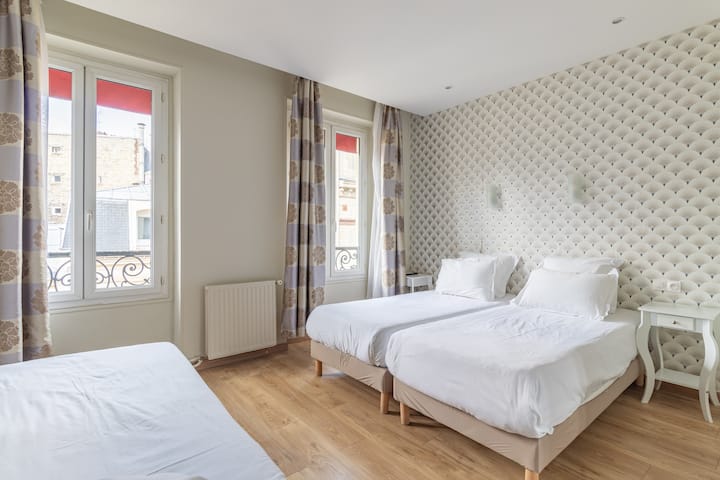 Chambre Triple - Paris