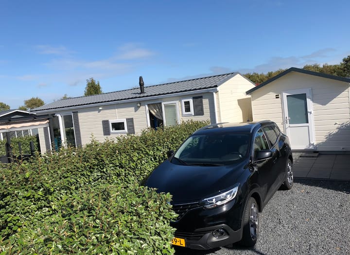 Maritimes Chalet Mit Strandkabine - Domburg