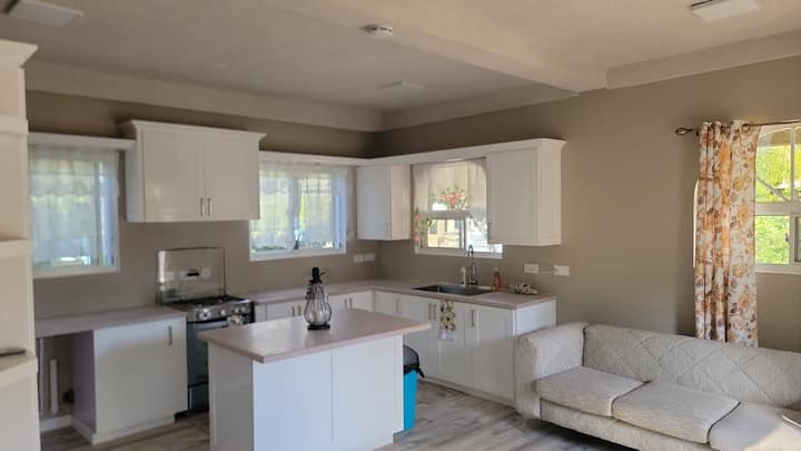 Cozy 3br Apt Located In Tempe - Granada