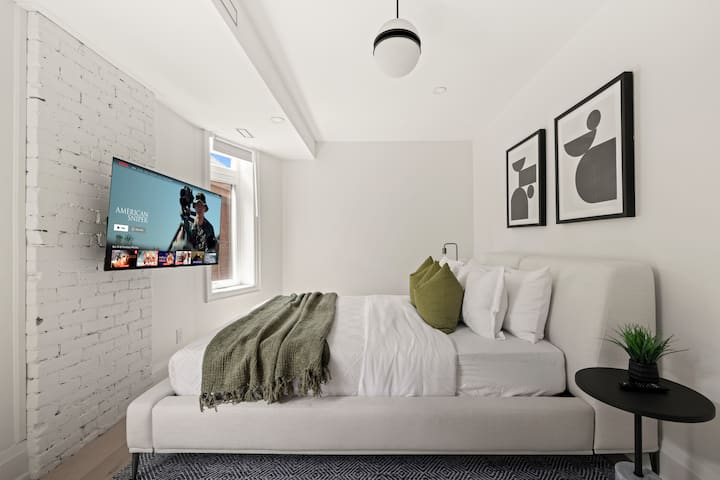 Cozy Parkside Getaway | Steps To Transit & Lake - Toronto