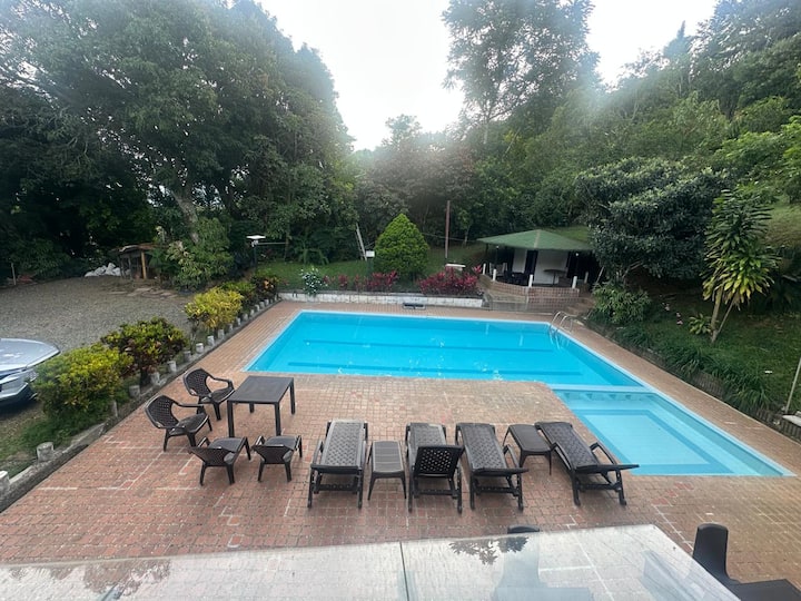 Hermosa Finca/barbosa/familias - Barbosa