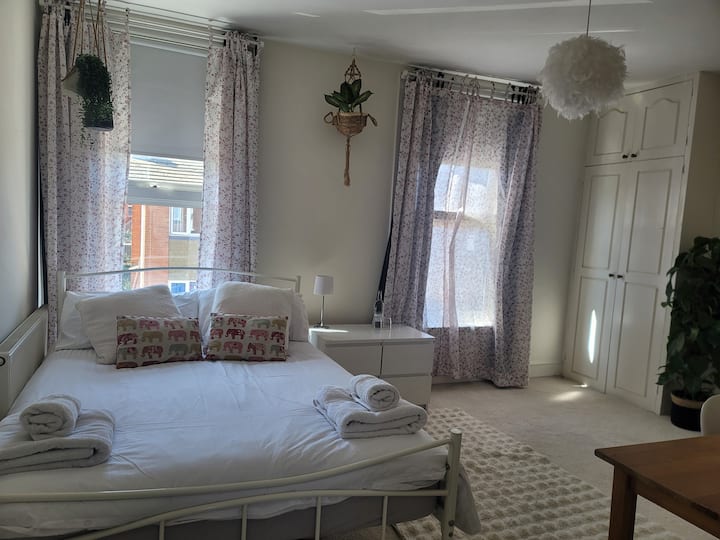 Cosy, Comfortable And Relaxing Room In Exeter - Exeter