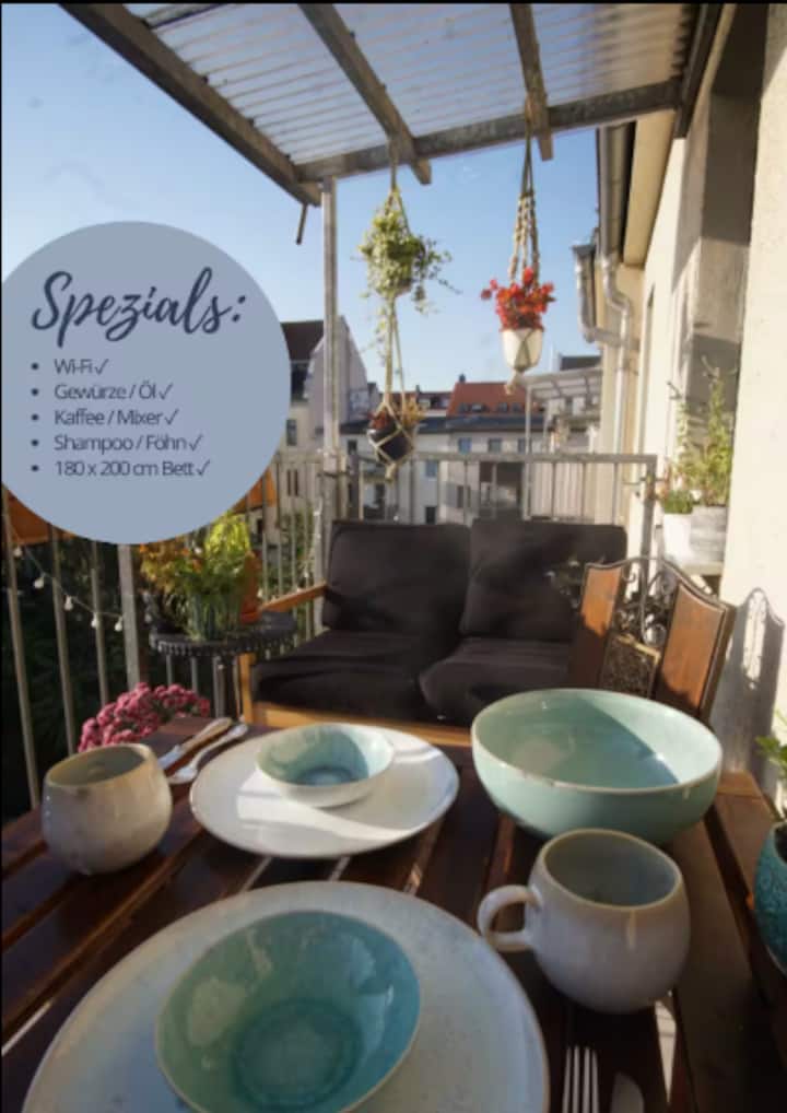 Zentrale Wohnung Mit Balkon - Leipzig