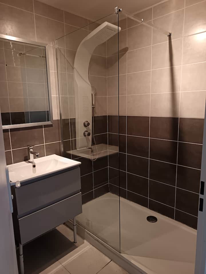 Appartement F2 Dans Une Résidence - Brive-la-Gaillarde