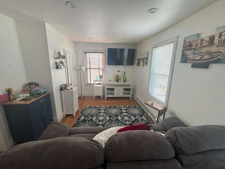 2 Bd Apartment Rental - Newport, RI