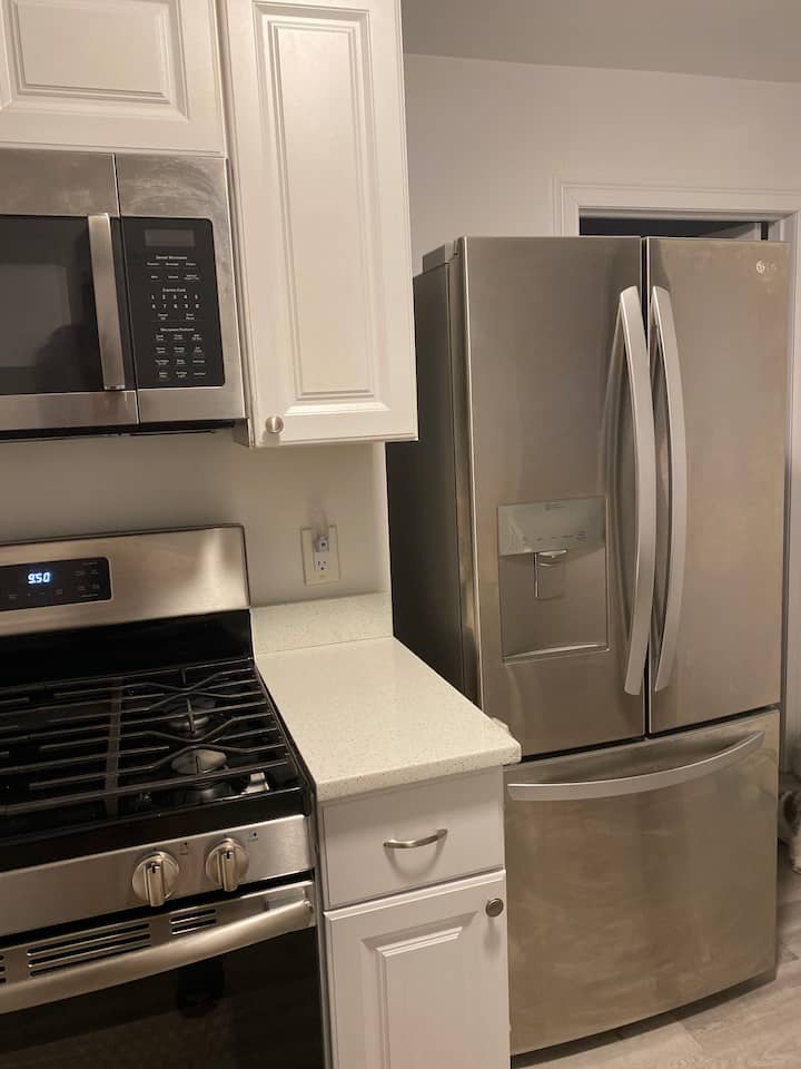 2 Bd Apartment Rental - Newport, RI