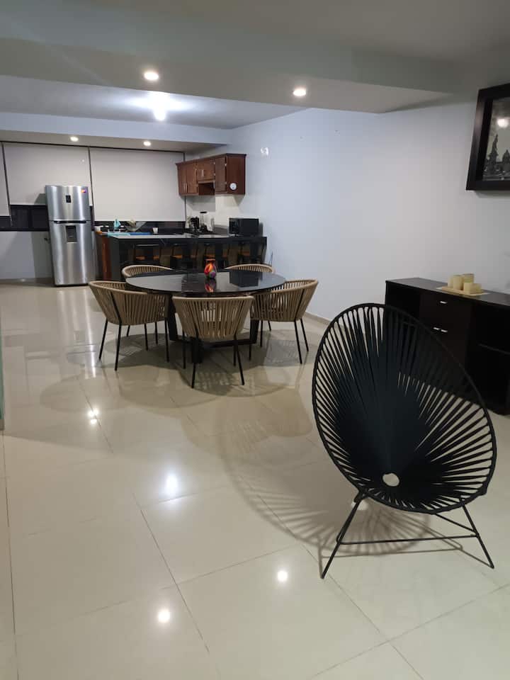 Rento Departamento Completo (Tercer Piso) - Zamora