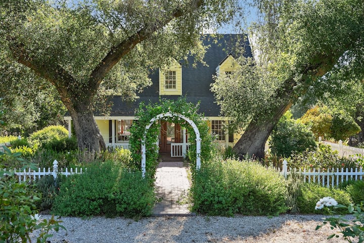 3br Cottage Retreat W/ Stream & Views - Temecula, CA