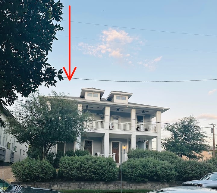 City & Shore Urban Retreat - Dallas, TX