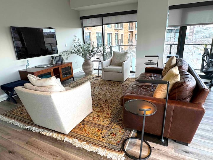 Lux 2-br, Cherry Creek, Roof Pool & Views | Garage - Mayfair Park – Denver