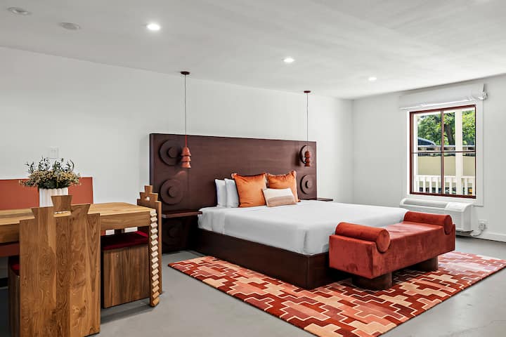 Large Family Suite | Workspace | Bar | Pool |River - New Braunfels, TX