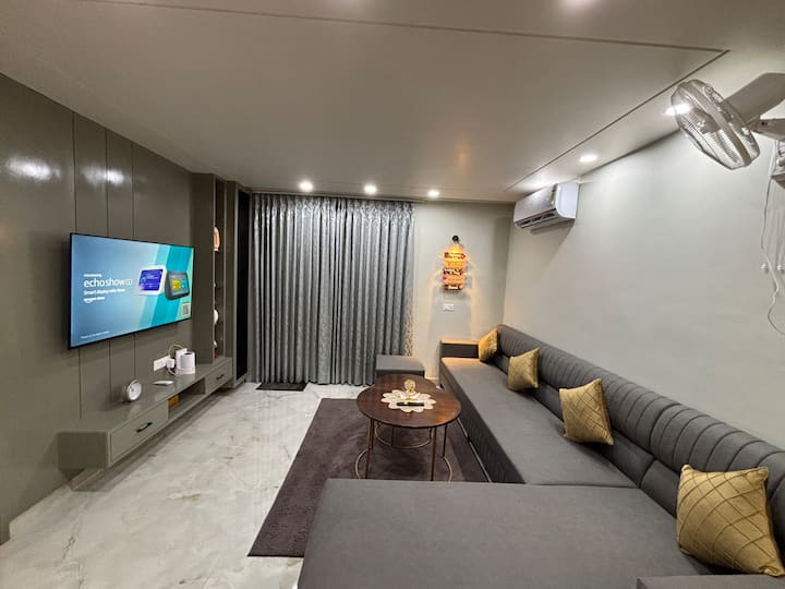 Plumex Grandeur - 4bhk Brand New Apt / City Center - Jaipur