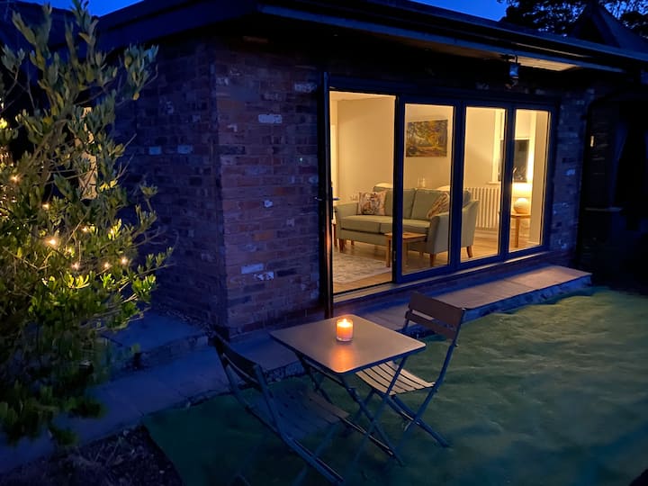 The Gatehouse - 워링턴