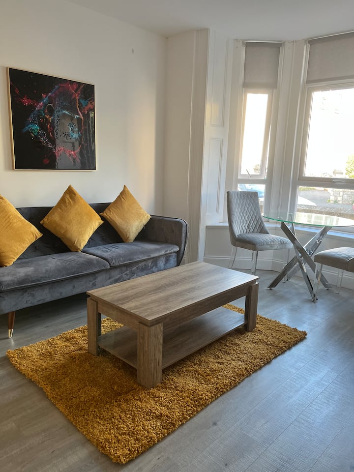 Newly Refurbished 1 Bedroom Flat - Weston-super-Mare