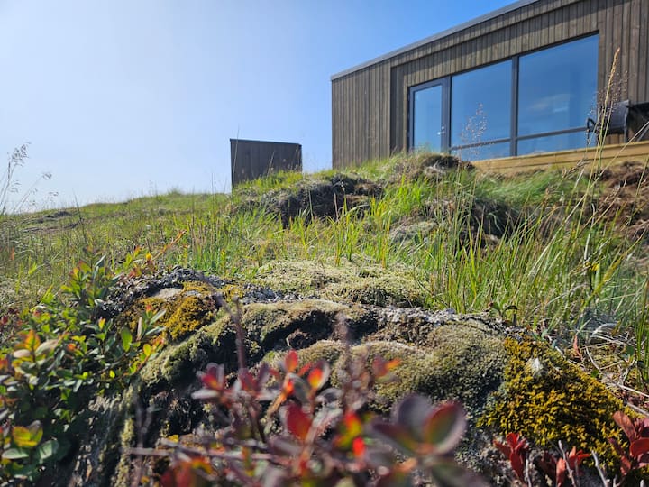 Lake 1 - Private Hot Tub Cottage - Greenland