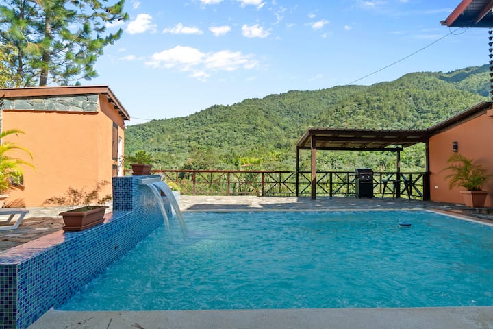 Jarabacoa Villa Ana, Montaña 22 Ppl,pool 8 Hab - Jarabacoa