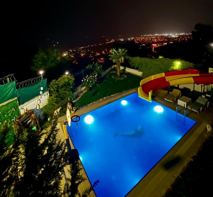 12 Kişilik Lüks Aile Villası & Kaydıraklı  Havuzlu - Mudanya