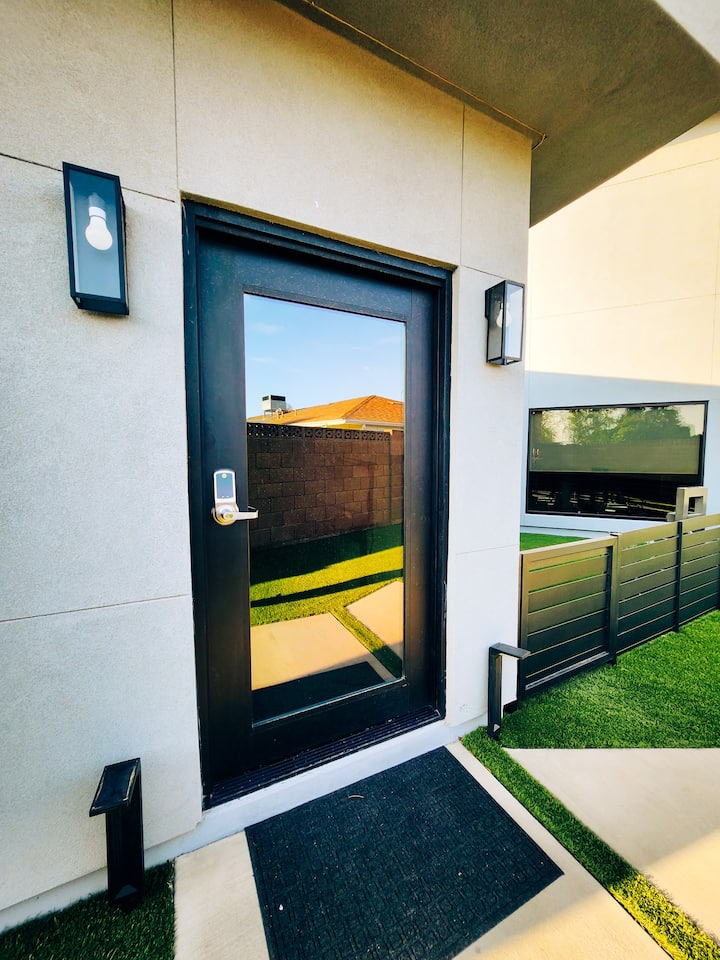 Privated Guest House, 2 Beds, Fully Stoked, Wifi - Mesa, AZ