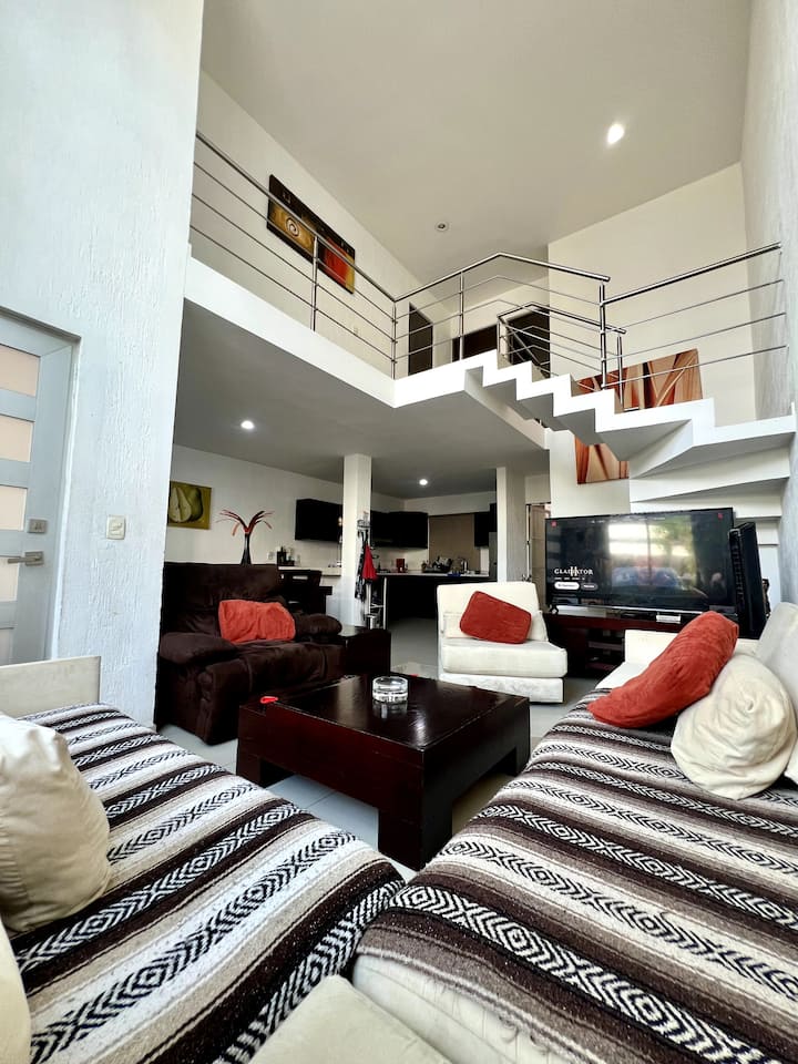 Hermosa Casa Cerca De Forum - Tepic