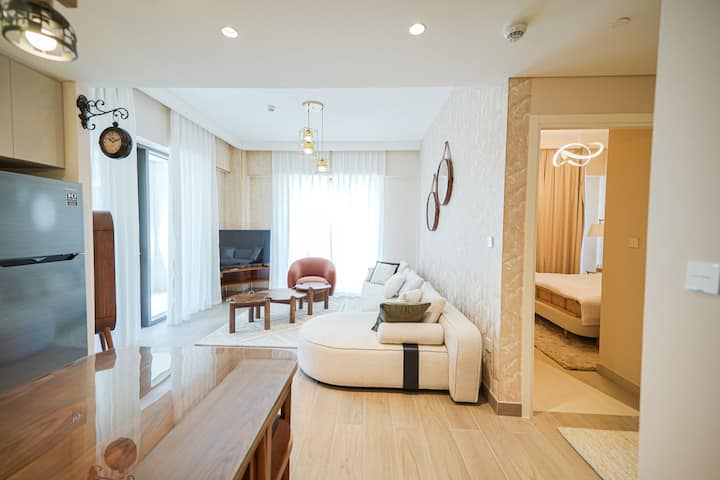 New Cozy 1 Br -Top Quality At An Incredible Price -