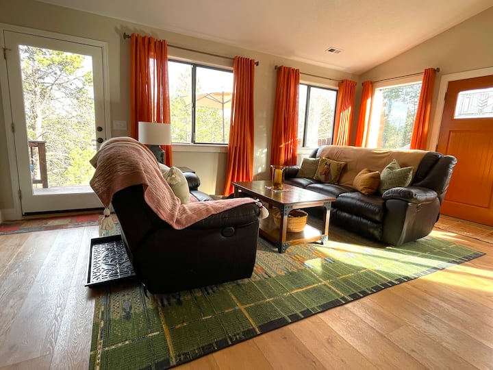 Cleo's Cabin*family Friendly*peaceful*king Beds - Staunton State Park, Pine