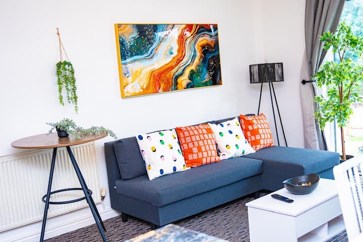 Continental Haven - Cardiff