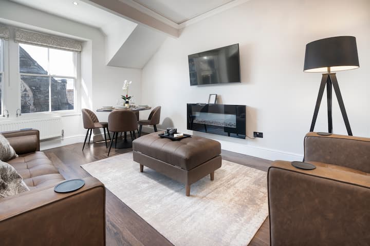 Number 2 Lake Road Apartments - Ambleside