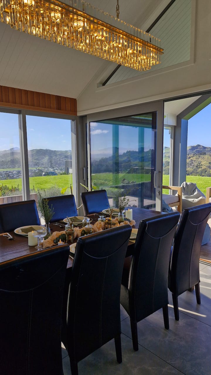 Young Nick's Heights - Gisborne