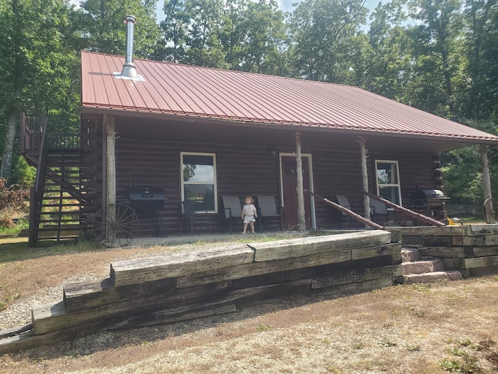 Hidden Hollow Cabin - Taum Sauk Mountain State Park, Middle Brook
