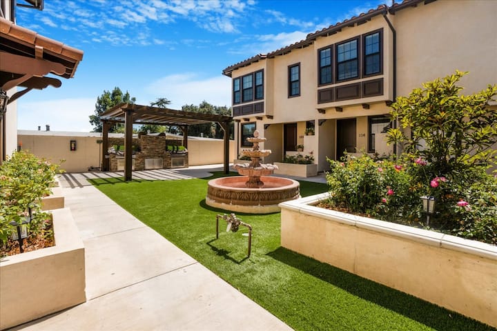 Stylish 2br Condo W/ Balcony 102 - Pasadena, CA