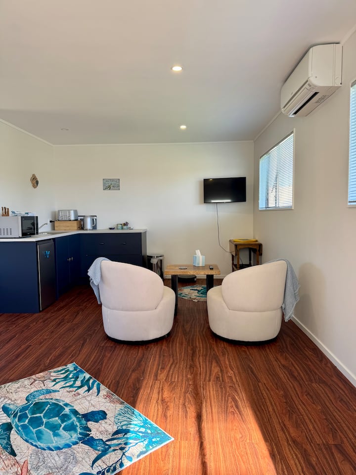 Guesthouse In Clive! - Clive