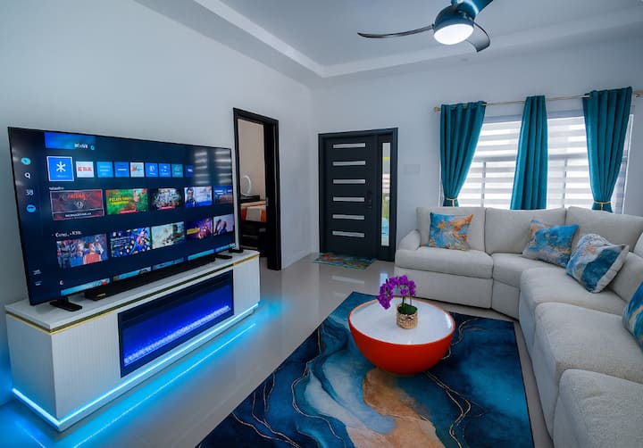 Ochi Wave-side Paradise Villa. - Jamaica