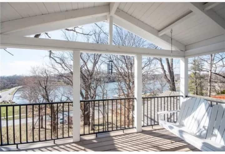 Lakefront Oasis Minutes To Kc Events & Stadiums - The Kansas City Renaissance Festival