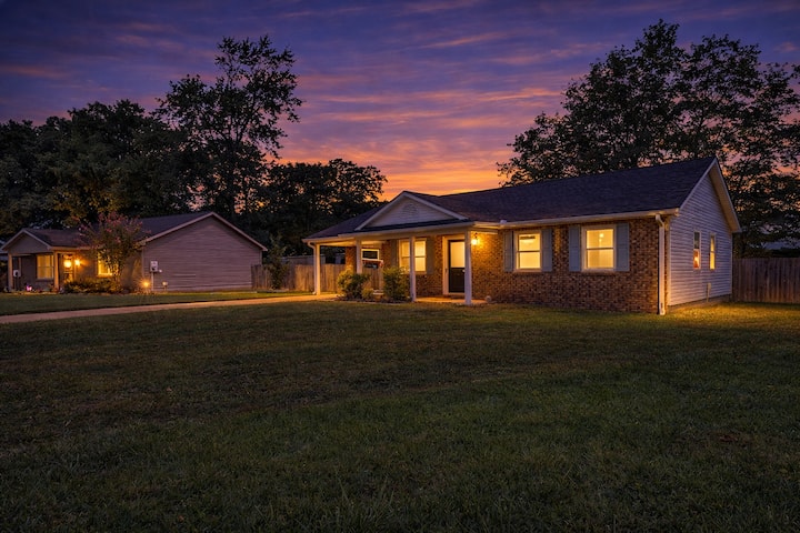 Family-friendly 3br | Sleeps 6 | Near Ball Complex - Jonesboro, AR