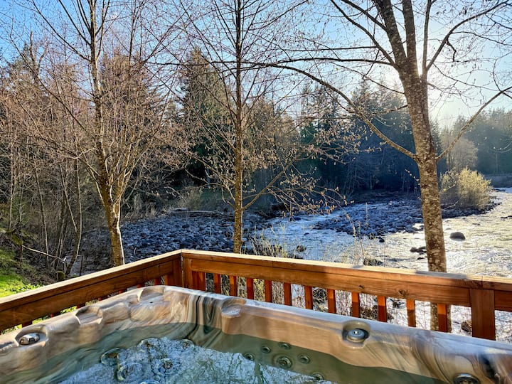 Lolo 45 North | Riverside Retreat On Mt. Hood - Government Camp, OR
